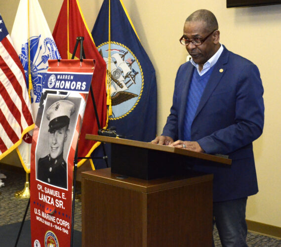 Warren launches banner program to highlight veterans | News, Sports ...